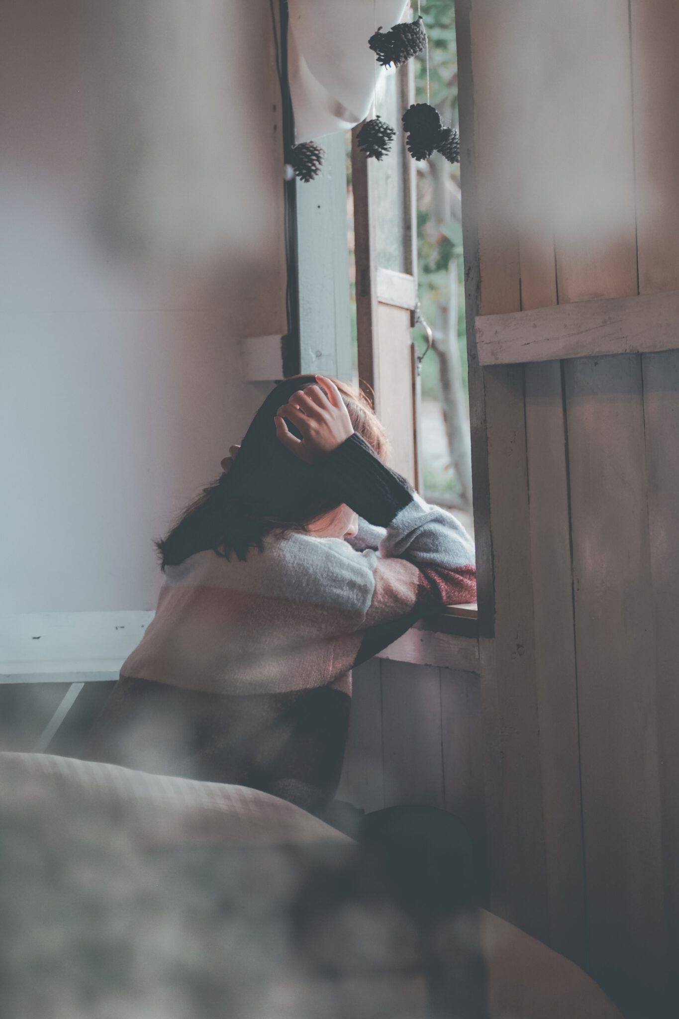 Luz de gas o gaslighting (II): 6 claves sobre este abuso (y una curiosidad)